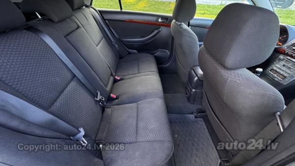 Toyota Avensis 2005 in Tallinn on AUTOMOTO.COM.LV Grey Toyota Avensis 2005 in Tallinn, with an engine capacity of 2.20 L and mileage of 314 thousand km for 700 €, photo 10 on AUTOMOTO.COM.LV
