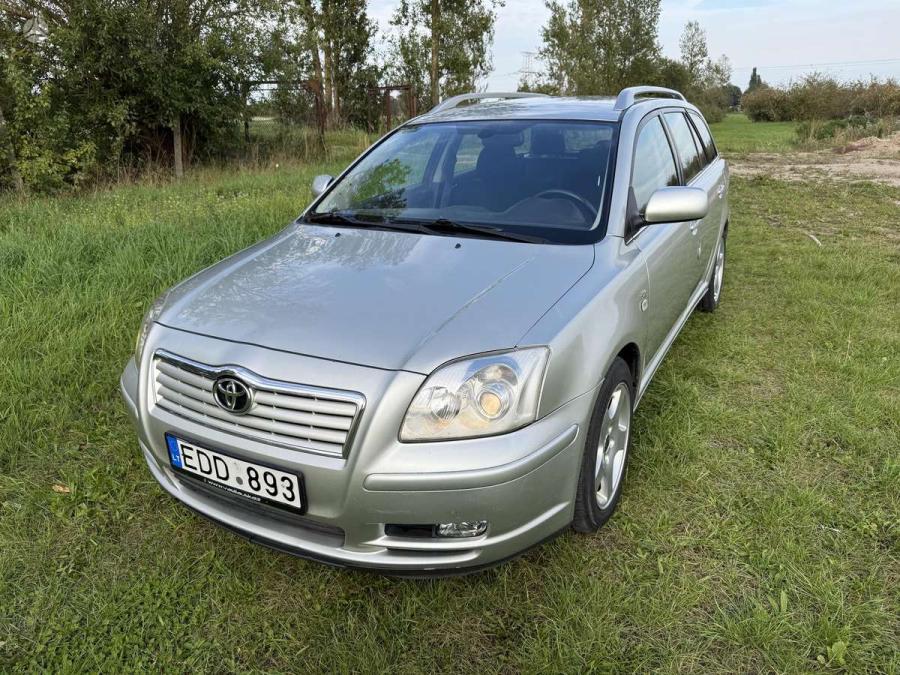 Grey Toyota Avensis 2005 in Alytus, with an engine capacity of 2.00 L and mileage of 347 thousand km for 1950 €, photo 1 on AUTOMOTO.COM.LV
