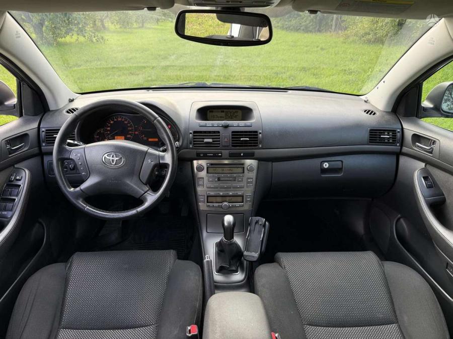 Grey Toyota Avensis 2005 in Alytus, with an engine capacity of 2.00 L and mileage of 347 thousand km for 1950 €, photo 11 on AUTOMOTO.COM.LV