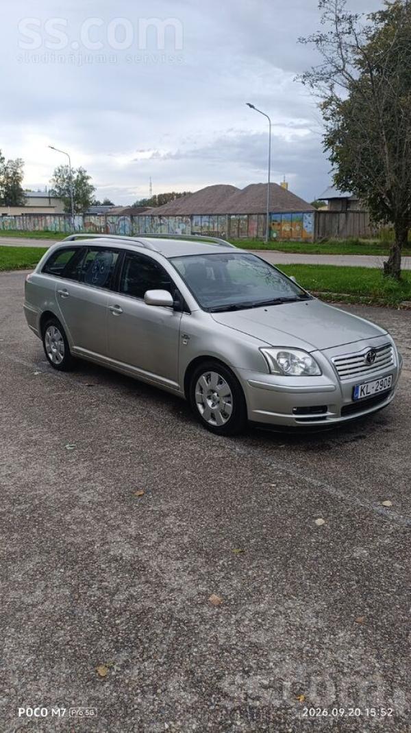 Pelēks Toyota Avensis 2005 Rīga, ar dzinēja tilpumu 2.20 L un nobraukumu 341 tūkst. km par 1900 €, foto 1 vietnē AUTOMOTO.COM.LV