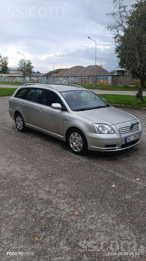 Серый Тойота Авенсис 2005 в Рига, объемом двигателя 2.20 л и пробегом 341 тыс. км за 1900 €, фото 1 на AUTOMOTO.COM.LV