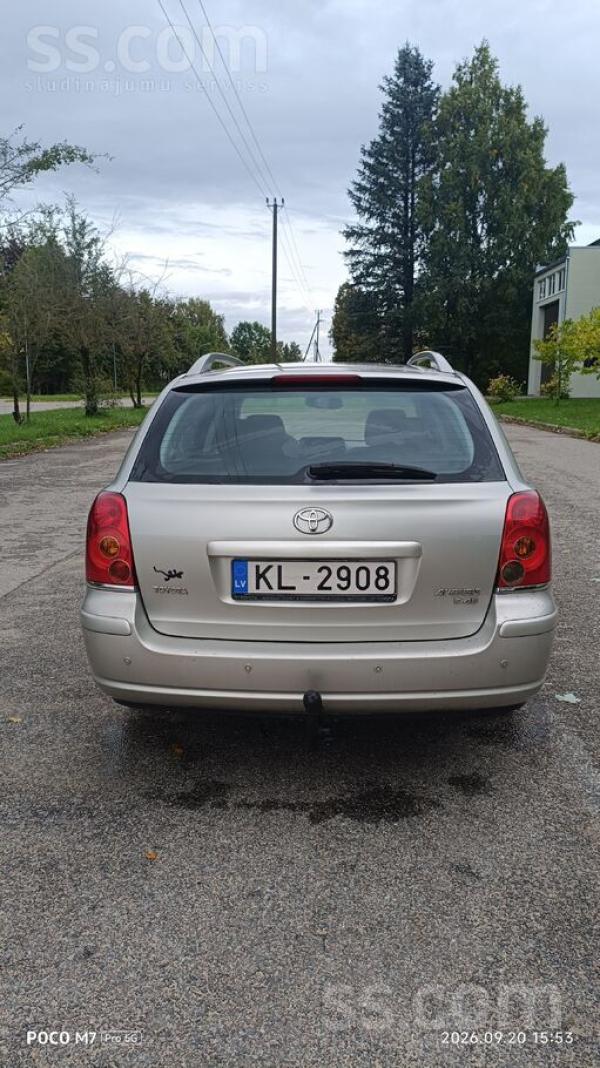 Pelēks Toyota Avensis 2005 Rīga, ar dzinēja tilpumu 2.20 L un nobraukumu 341 tūkst. km par 1900 €, foto 6 vietnē AUTOMOTO.COM.LV