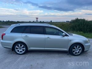 Pelēks Toyota Avensis 2005 Rīga, ar dzinēja tilpumu 2.00 L un nobraukumu 296 tūkst. km par 1700 €, foto 5 vietnē AUTOMOTO.COM.LV