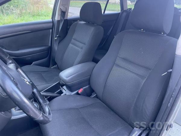 Pelēks Toyota Avensis 2005 Rīga, ar dzinēja tilpumu 2.00 L un nobraukumu 296 tūkst. km par 1700 €, foto 11 vietnē AUTOMOTO.COM.LV