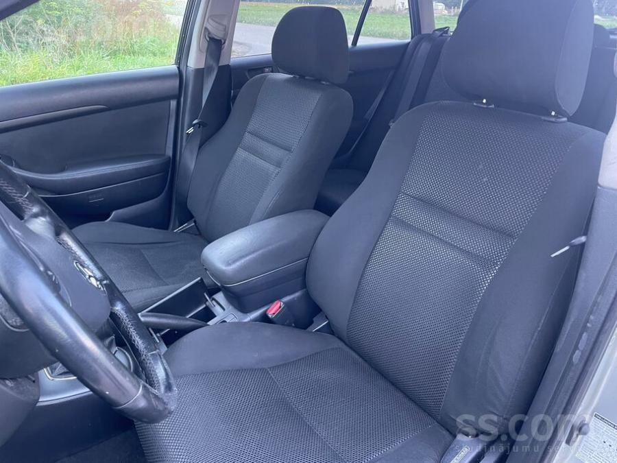 Pelēks Toyota Avensis 2005 Rīga, ar dzinēja tilpumu 2.00 L un nobraukumu 296 tūkst. km par 1700 €, foto 11 vietnē AUTOMOTO.COM.LV