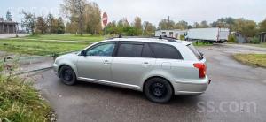 Grey Toyota Avensis 2005 in Riga, with an engine capacity of 2.00 L and mileage of 285 thousand km for 2499 €, photo 4 on AUTOMOTO.COM.LV
