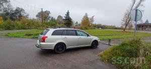 Grey Toyota Avensis 2005 in Riga, with an engine capacity of 2.00 L and mileage of 285 thousand km for 2499 €, photo 5 on AUTOMOTO.COM.LV
