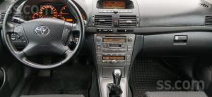 Grey Toyota Avensis 2005 in Riga, with an engine capacity of 2.00 L and mileage of 285 thousand km for 2499 €, photo 7 on AUTOMOTO.COM.LV