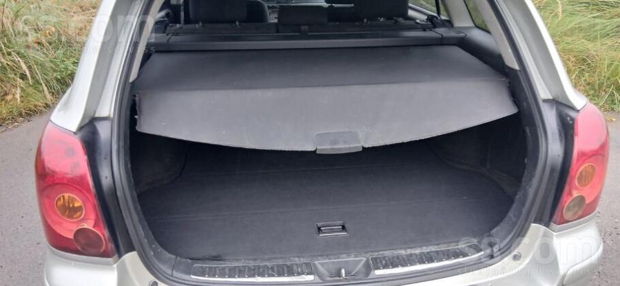 Grey Toyota Avensis 2005 in Riga, with an engine capacity of 2.00 L and mileage of 285 thousand km for 2499 €, photo 11 on AUTOMOTO.COM.LV