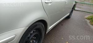 Grey Toyota Avensis 2005 in Riga, with an engine capacity of 2.00 L and mileage of 285 thousand km for 2499 €, photo 16 on AUTOMOTO.COM.LV