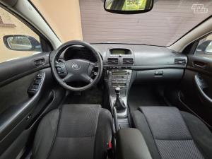 Grey Toyota Avensis 2005 in Vilnius, with an engine capacity of 2.20 L and mileage of 375 thousand km for 777 €, photo 7 on AUTOMOTO.COM.LV