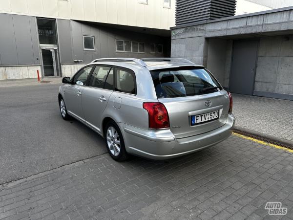 Grey Toyota Avensis 2005 in Vilnius, with an engine capacity of 2.00 L and mileage of 301 thousand km for 1750 €, photo 4 on AUTOMOTO.COM.LV