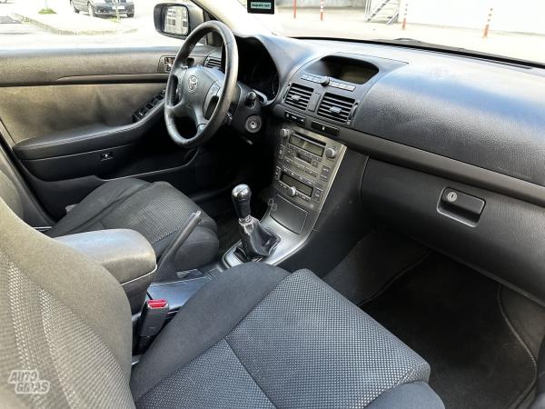 Grey Toyota Avensis 2005 in Vilnius, with an engine capacity of 2.00 L and mileage of 301 thousand km for 1750 €, photo 12 on AUTOMOTO.COM.LV