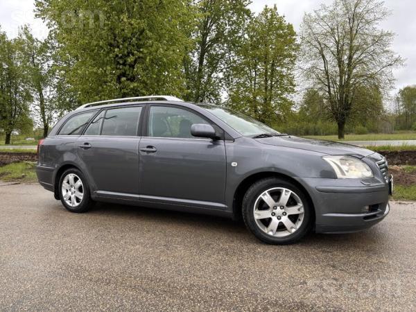 Grey Toyota Avensis 2006 in Ogre, with an engine capacity of 1.80 L and mileage of 347 thousand km for 1880 €, photo 1 on AUTOMOTO.COM.LV