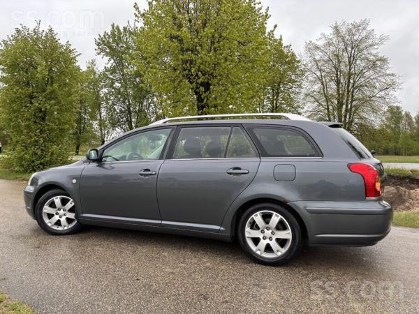 Grey Toyota Avensis 2006 in Ogre, with an engine capacity of 1.80 L and mileage of 347 thousand km for 1880 €, photo 10 on AUTOMOTO.COM.LV
