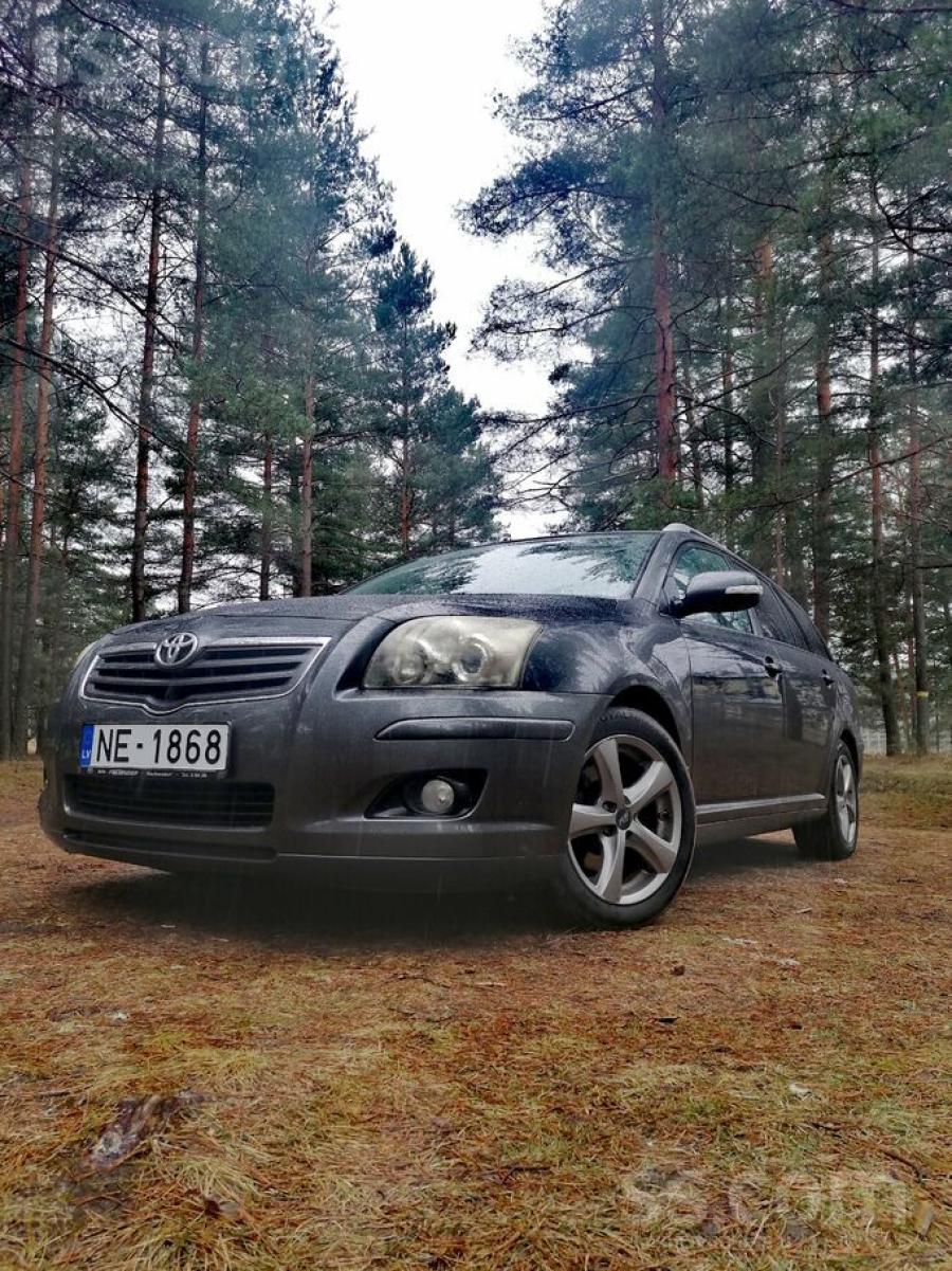 Pelēks Toyota Avensis 2006 Daugavpils, ar dzinēja tilpumu 2.00 L un nobraukumu 233 tūkst. km par 6600 €, foto 7 vietnē AUTOMOTO.COM.LV