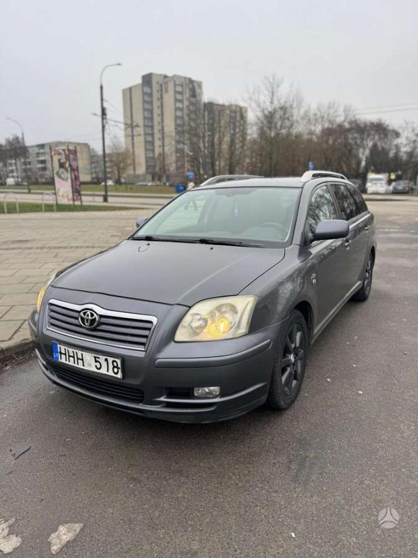 Pelēks Toyota Avensis 2006 Kauņa, ar dzinēja tilpumu 2.23 L un nobraukumu 360 tūkst. km par 1400 €, foto 7 vietnē AUTOMOTO.COM.LV