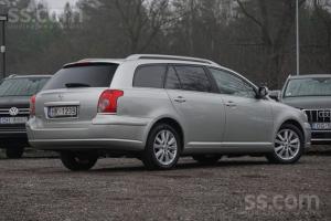 Grey Toyota Avensis 2006 in Riga, with an engine capacity of 2.20 L and mileage of 375 thousand km for 1690 €, photo 4 on AUTOMOTO.COM.LV