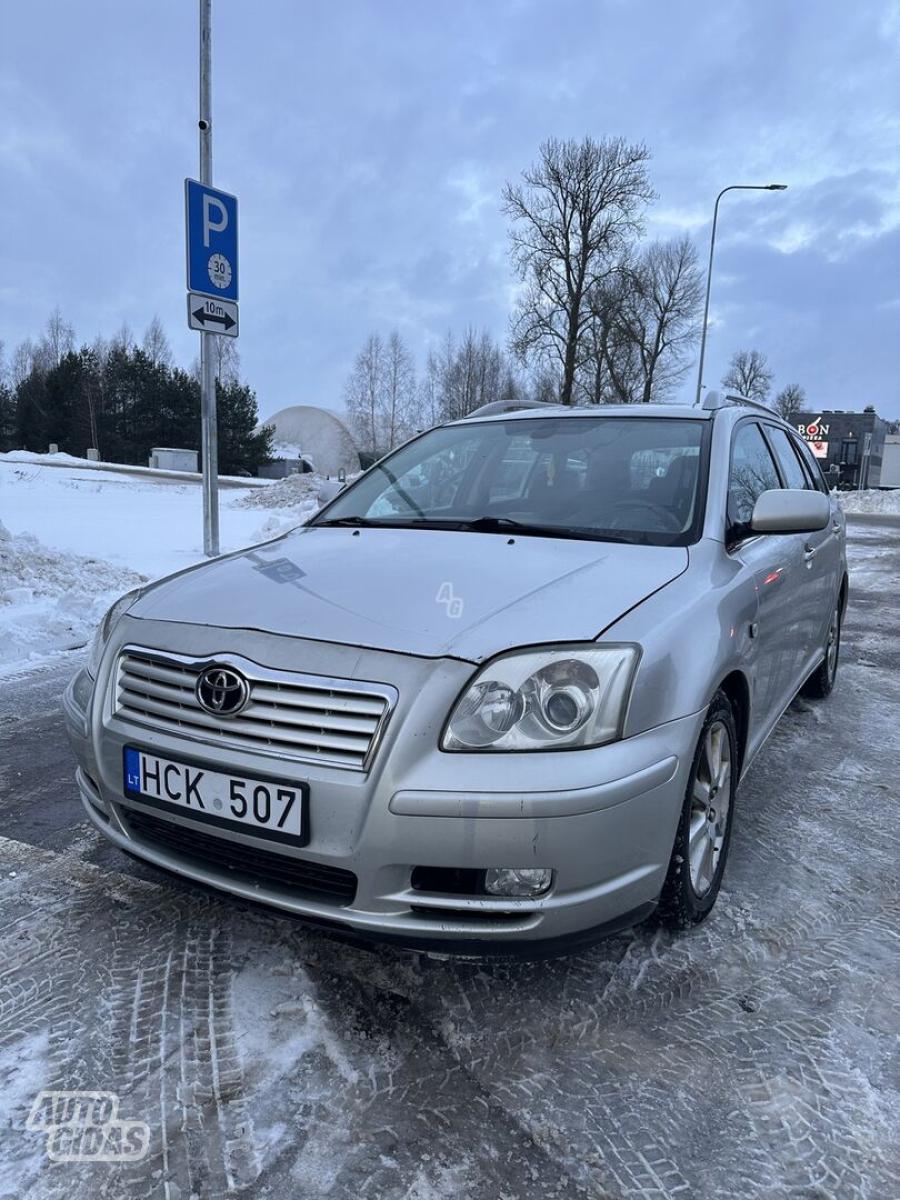 Pelēks Toyota Avensis 2006 Viļņa, ar dzinēja tilpumu 2.00 L un nobraukumu 350 tūkst. km par 1400 €, foto 2 vietnē AUTOMOTO.COM.LV