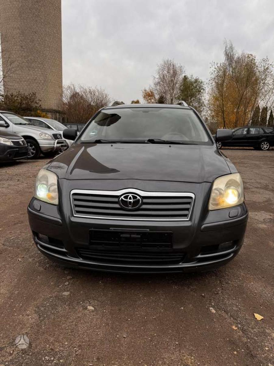 Pelēks Toyota Avensis 2006 Vilkaviškis, ar dzinēja tilpumu 2.23 L un nobraukumu 308 tūkst. km par 1400 €, foto 4 vietnē AUTOMOTO.COM.LV