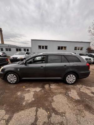Pelēks Toyota Avensis 2006 Vilkaviškis, ar dzinēja tilpumu 2.23 L un nobraukumu 308 tūkst. km par 1400 €, foto 6 vietnē AUTOMOTO.COM.LV