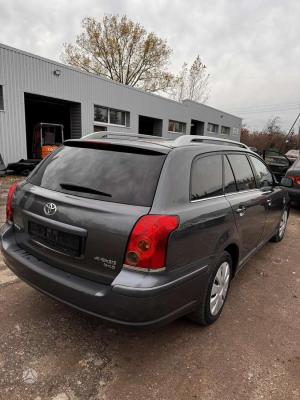 Pelēks Toyota Avensis 2006 Vilkaviškis, ar dzinēja tilpumu 2.23 L un nobraukumu 308 tūkst. km par 1400 €, foto 7 vietnē AUTOMOTO.COM.LV