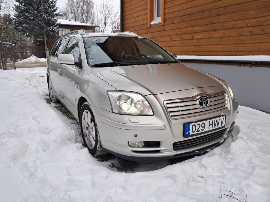 Pelēks Toyota Avensis 2006 Tallina, ar dzinēja tilpumu 0.00 L un nobraukumu 183 tūkst. km par 3000 €, foto 1 vietnē AUTOMOTO.COM.LV