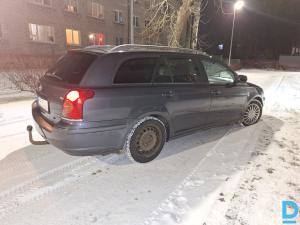 Grey Toyota Avensis 2006 in Riga, with an engine capacity of 2.20 L and mileage of 320 thousand km for 850 €, photo 3 on AUTOMOTO.COM.LV