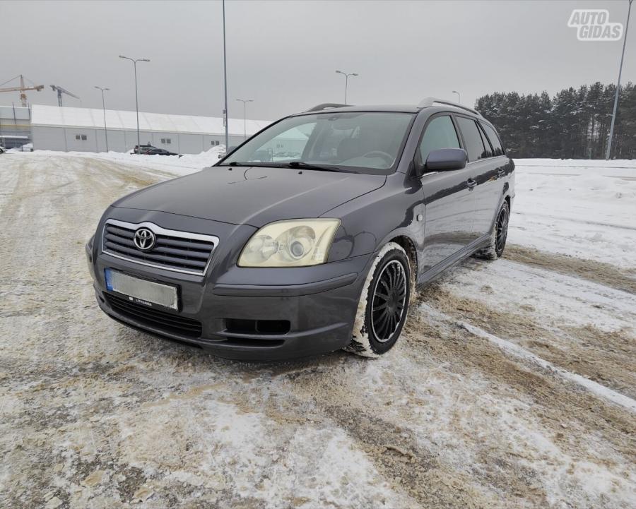 Grey Toyota Avensis 2006 in Vilnius, with an engine capacity of 2.20 L and mileage of 320 thousand km for 1200 €, photo 1 on AUTOMOTO.COM.LV
