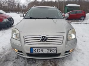 Pelēks Toyota Avensis 2006 Šauļi, ar dzinēja tilpumu 2.20 L un nobraukumu 298 tūkst. km par 1450 €, foto  vietnē AUTOMOTO.COM.LV