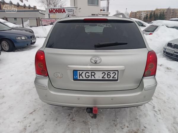 Pelēks Toyota Avensis 2006 Šauļi, ar dzinēja tilpumu 2.20 L un nobraukumu 298 tūkst. km par 1450 €, foto 6 vietnē AUTOMOTO.COM.LV