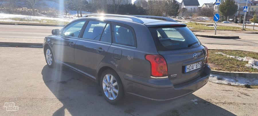 Pelēks Toyota Avensis 2006 Viļņa, ar dzinēja tilpumu 2.20 L un nobraukumu 322 tūkst. km par 1480 €, foto 4 vietnē AUTOMOTO.COM.LV