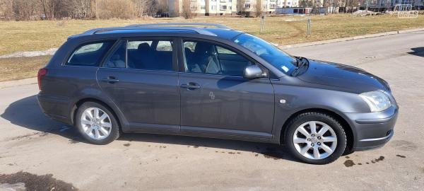 Pelēks Toyota Avensis 2006 Viļņa, ar dzinēja tilpumu 2.20 L un nobraukumu 322 tūkst. km par 1480 €, foto 7 vietnē AUTOMOTO.COM.LV