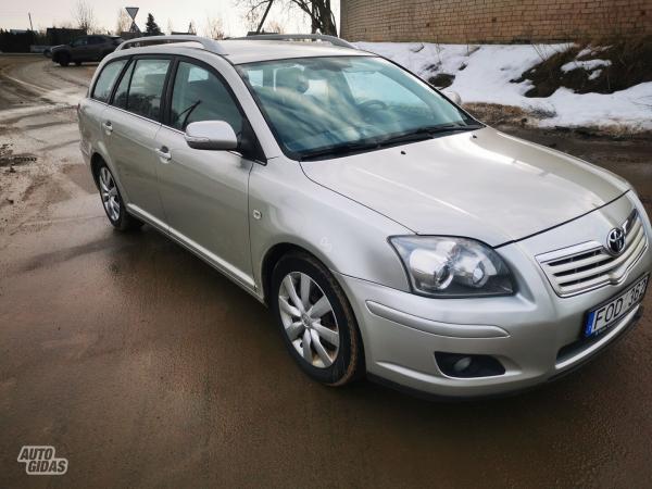 Grey Toyota Avensis 2006 in Ukmerge, with an engine capacity of 2.00 L and mileage of 265 thousand km for 2000 €, photo 1 on AUTOMOTO.COM.LV