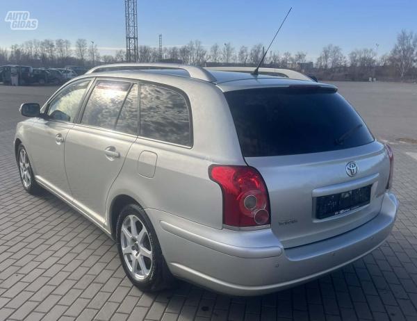 Pelēks Toyota Avensis 2006 Marijampole, ar dzinēja tilpumu 1.80 L un nobraukumu 245 tūkst. km par 2850 €, foto 9 vietnē AUTOMOTO.COM.LV