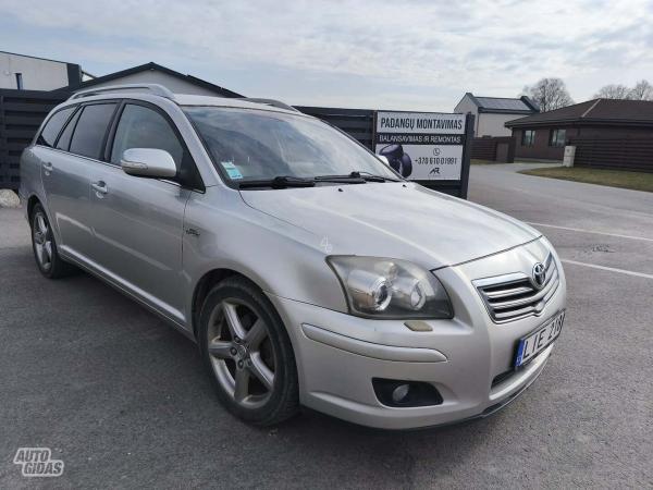 Pelēks Toyota Avensis 2006 Klaipėda, ar dzinēja tilpumu 2.20 L un nobraukumu 429 tūkst. km par 2200 €, foto 3 vietnē AUTOMOTO.COM.LV
