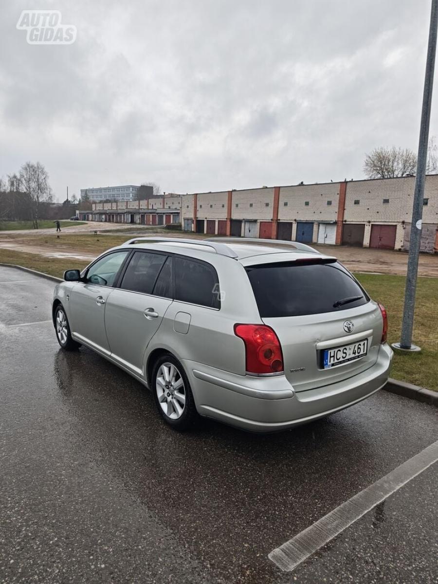 Pelēks Toyota Avensis 2006 Utena, ar dzinēja tilpumu 2.00 L un nobraukumu 439 tūkst. km par 1250 €, foto 5 vietnē AUTOMOTO.COM.LV