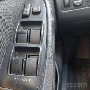 Pelēks Toyota Avensis 2006 Bauska, ar dzinēja tilpumu 2.20 L un nobraukumu 348 tūkst. km par 1850 €, foto 7 vietnē AUTOMOTO.COM.LV