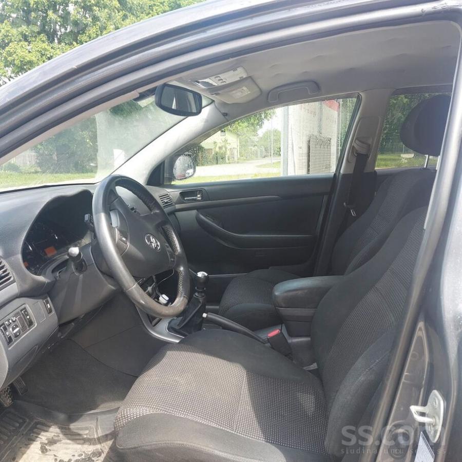 Pelēks Toyota Avensis 2006 Bauska, ar dzinēja tilpumu 2.20 L un nobraukumu 348 tūkst. km par 1850 €, foto 13 vietnē AUTOMOTO.COM.LV