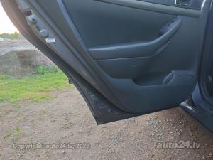 Серый Тойота Авенсис 2006 в Таллин, объемом двигателя 2.20 л и пробегом 296 тыс. км за 2200 €, фото 13 на AUTOMOTO.COM.LV
