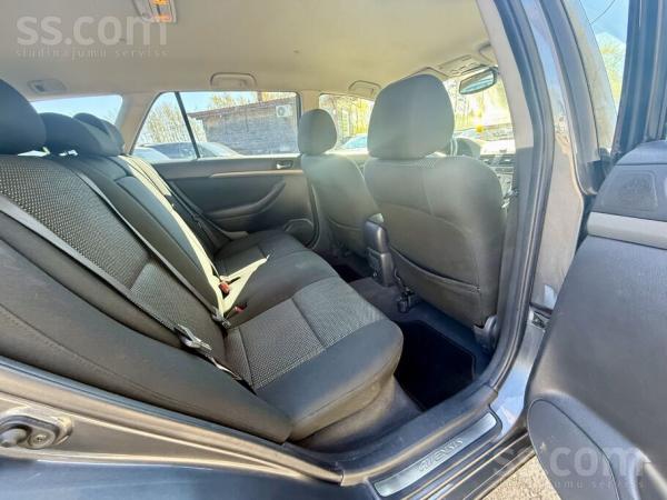 Grey Toyota Avensis 2006 in Riga, with an engine capacity of 2.00 L and mileage of 0 thousand km for 2350 €, photo 10 on AUTOMOTO.COM.LV