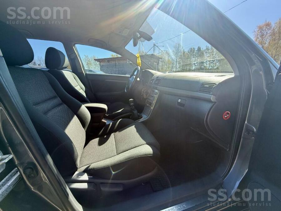 Grey Toyota Avensis 2006 in Riga, with an engine capacity of 2.00 L and mileage of 0 thousand km for 2350 €, photo 16 on AUTOMOTO.COM.LV