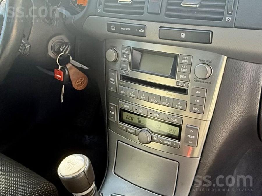 Grey Toyota Avensis 2006 in Riga, with an engine capacity of 2.00 L and mileage of 0 thousand km for 2350 €, photo 17 on AUTOMOTO.COM.LV