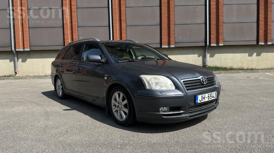 Серый Тойота Авенсис 2006 в Юрмала, объемом двигателя 2.20 л и пробегом 355 тыс. км за 1200 €, фото 3 на AUTOMOTO.COM.LV