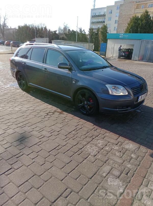 Pelēks Toyota Avensis 2006 Rīga, ar dzinēja tilpumu 2.20 L un nobraukumu 432 tūkst. km par 1300 €, foto 1 vietnē AUTOMOTO.COM.LV