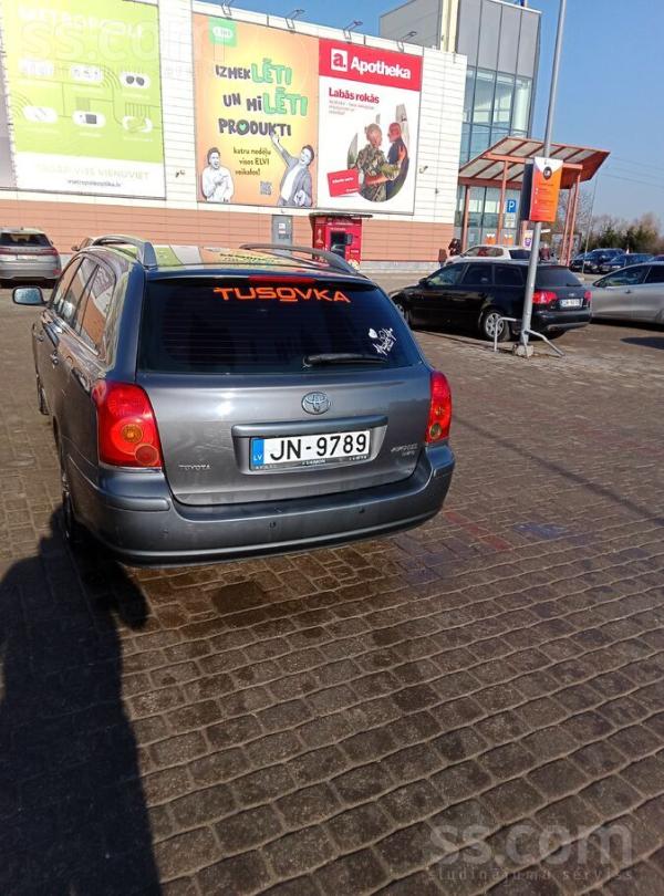 Pelēks Toyota Avensis 2006 Rīga, ar dzinēja tilpumu 2.20 L un nobraukumu 432 tūkst. km par 1300 €, foto 5 vietnē AUTOMOTO.COM.LV