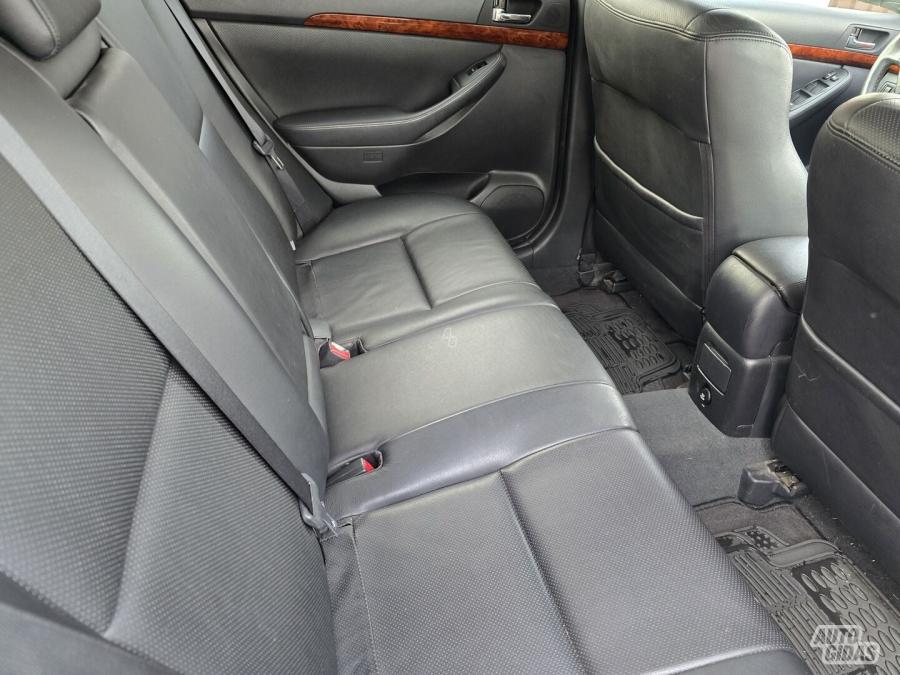 Серый Тойота Авенсис 2006 в Каунас, объемом двигателя 2.20 л и пробегом 350 тыс. км за 1550 €, фото 17 на AUTOMOTO.COM.LV