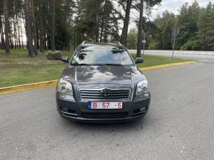 Pelēks Toyota Avensis 2006 Rīga, ar dzinēja tilpumu 2.20 L un nobraukumu 237 tūkst. km par 1000 €, foto 4 vietnē AUTOMOTO.COM.LV