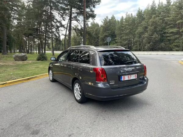 Серый Тойота Авенсис 2006 в Рига, объемом двигателя 2.20 л и пробегом 237 тыс. км за 1000 €, фото 4 на AUTOMOTO.COM.LV