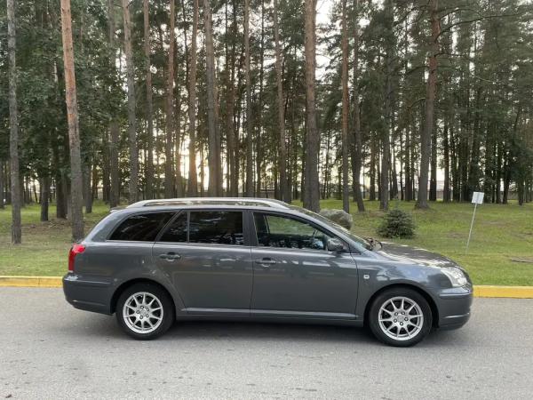 Серый Тойота Авенсис 2006 в Рига, объемом двигателя 2.20 л и пробегом 237 тыс. км за 1000 €, фото 7 на AUTOMOTO.COM.LV